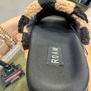 ROAM | Shoes | Roam Fuzzy Checker Slider | Poshmark